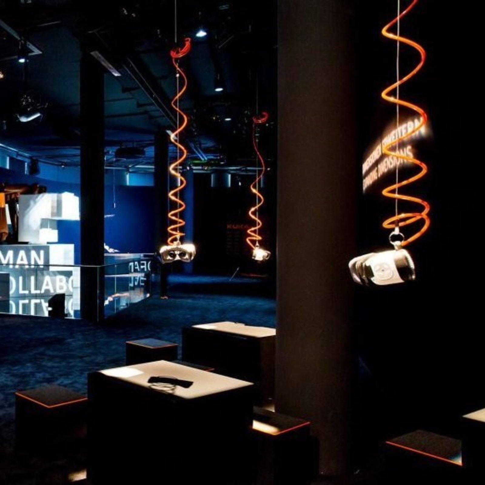 MESO – KUKA: Robotic showroom for industry brand experience