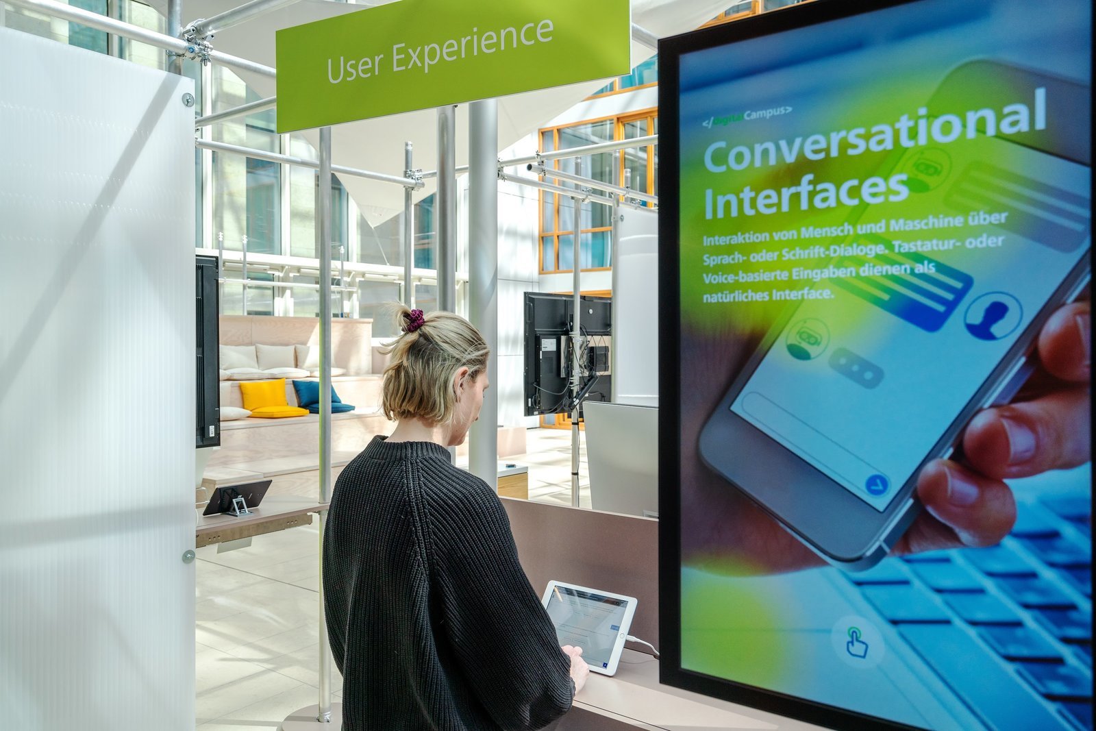 MESO – Union Investment: Functional exhibition system for technology ...